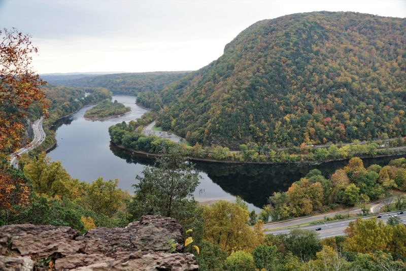 Astounding aerial tour of Poconos Mountain, Pennsylvania